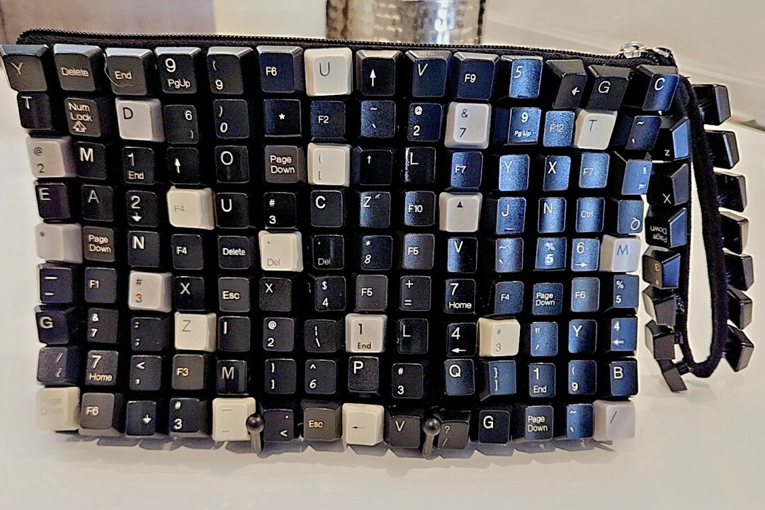 Limited Edition - Unique Computer Keyboard Black/white Wristlet Purse ...