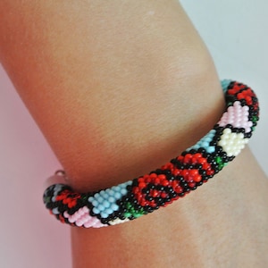 Romantic Bead Crochet Bracelet - Flower Seed Bead Bracelet - Red Roses ...