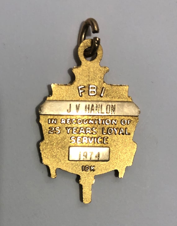 Vintage 10K Gold FBI Charm Pendant 1974 Sword Scale 5… - Gem