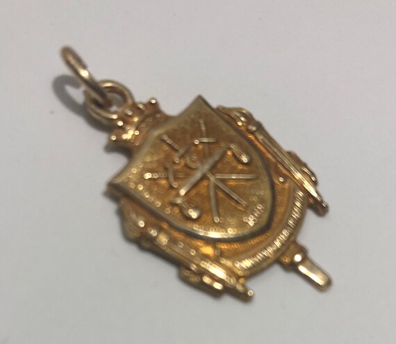 Vintage 10K Gold FBI Charm Pendant 1974 Sword Scale 5… - Gem