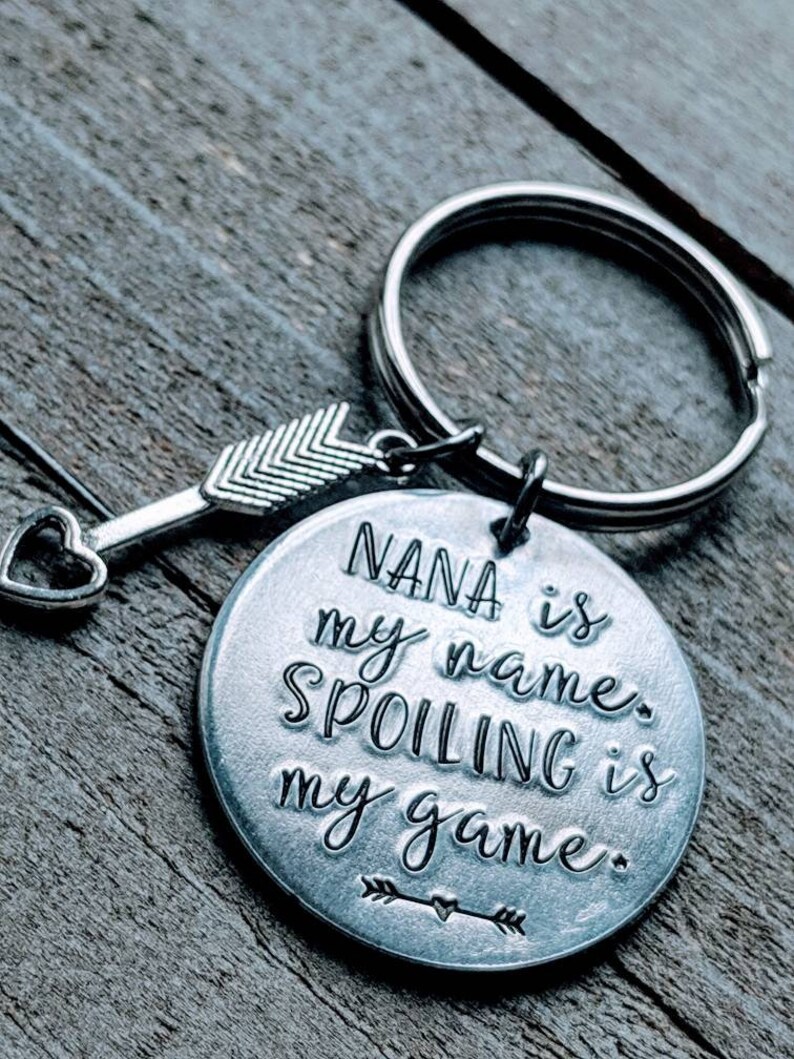 Personalized Grandma Keychain – Hand Stamped Aluminum Arrow Charm - Etsy