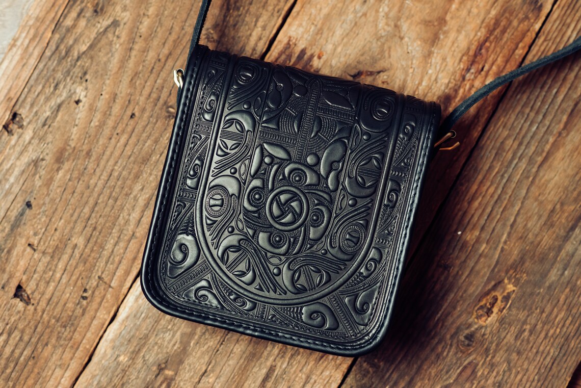 UKRAINIAN Black Leather Shoulder Bag Crossbody Bag Leather Handbag ...