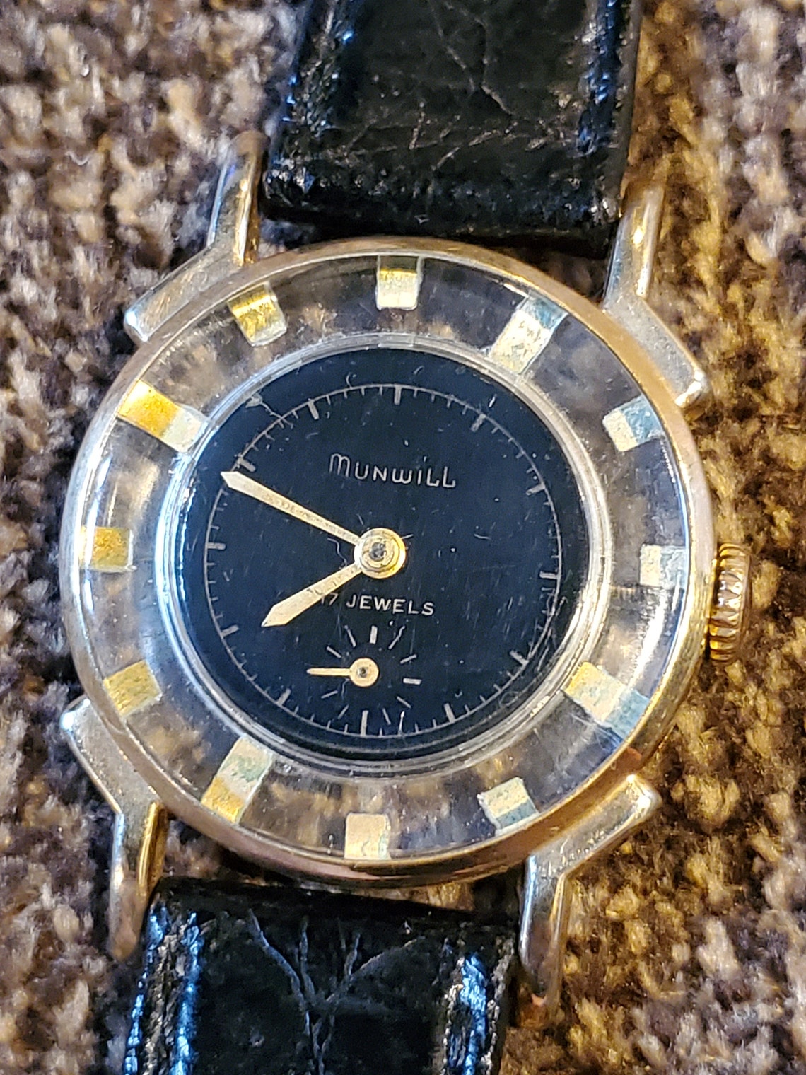 Vintage Munwill Wind-Up Watch | Etsy