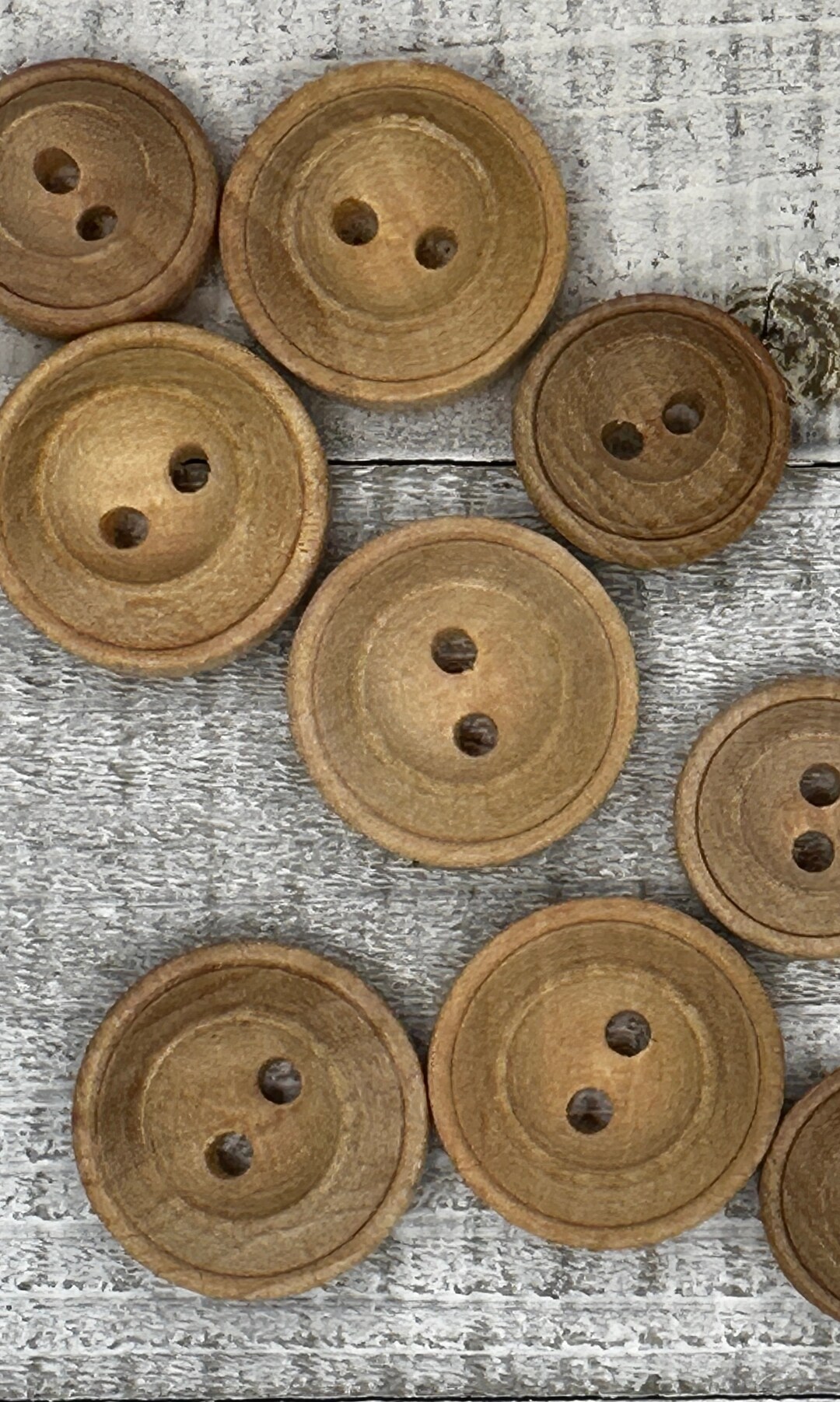 10 Round Con-caved Wood Buttons - Etsy