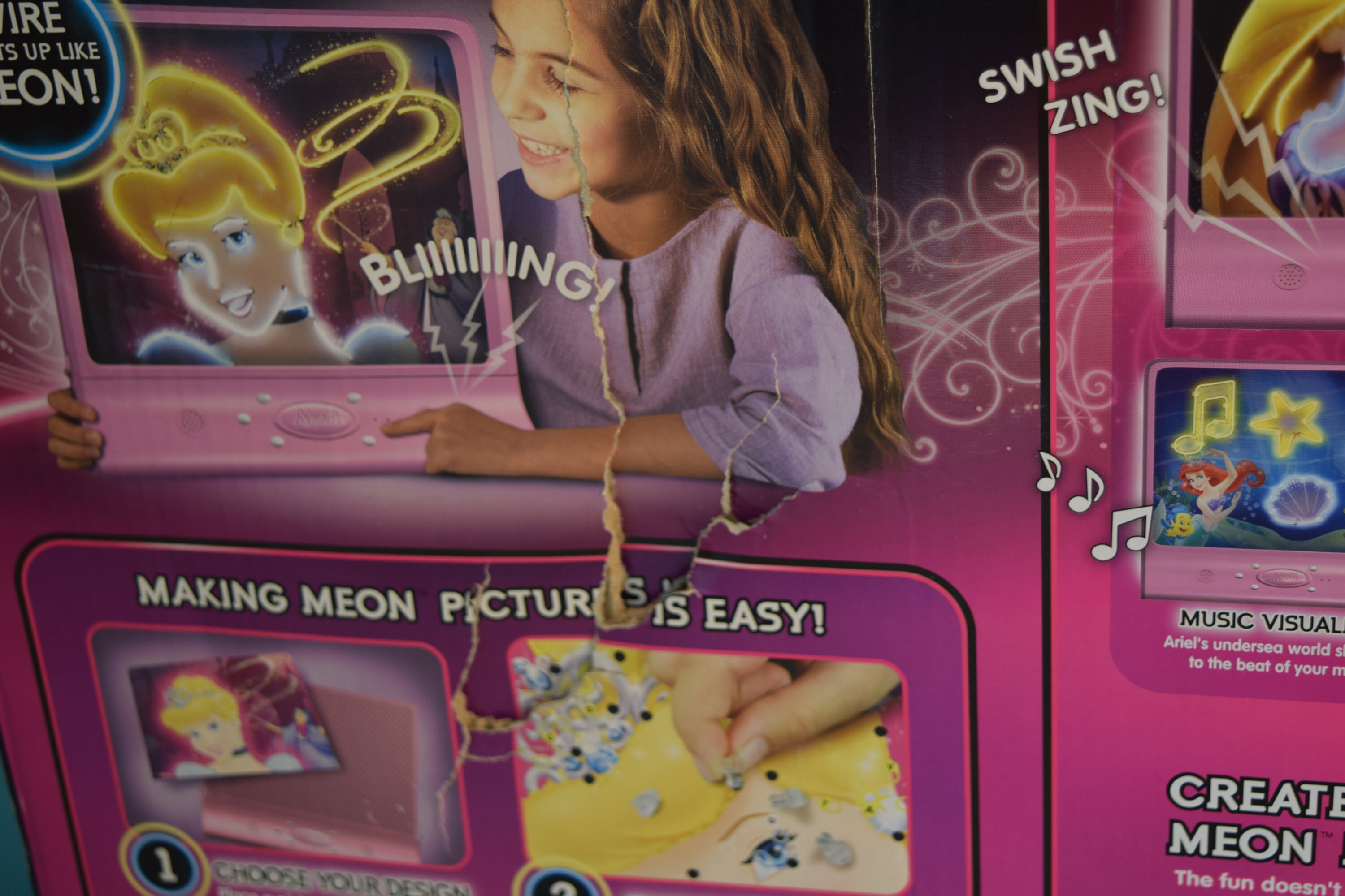 Disney Princess Meon Deluxe Neon Animation Studio Toy Never Played ...