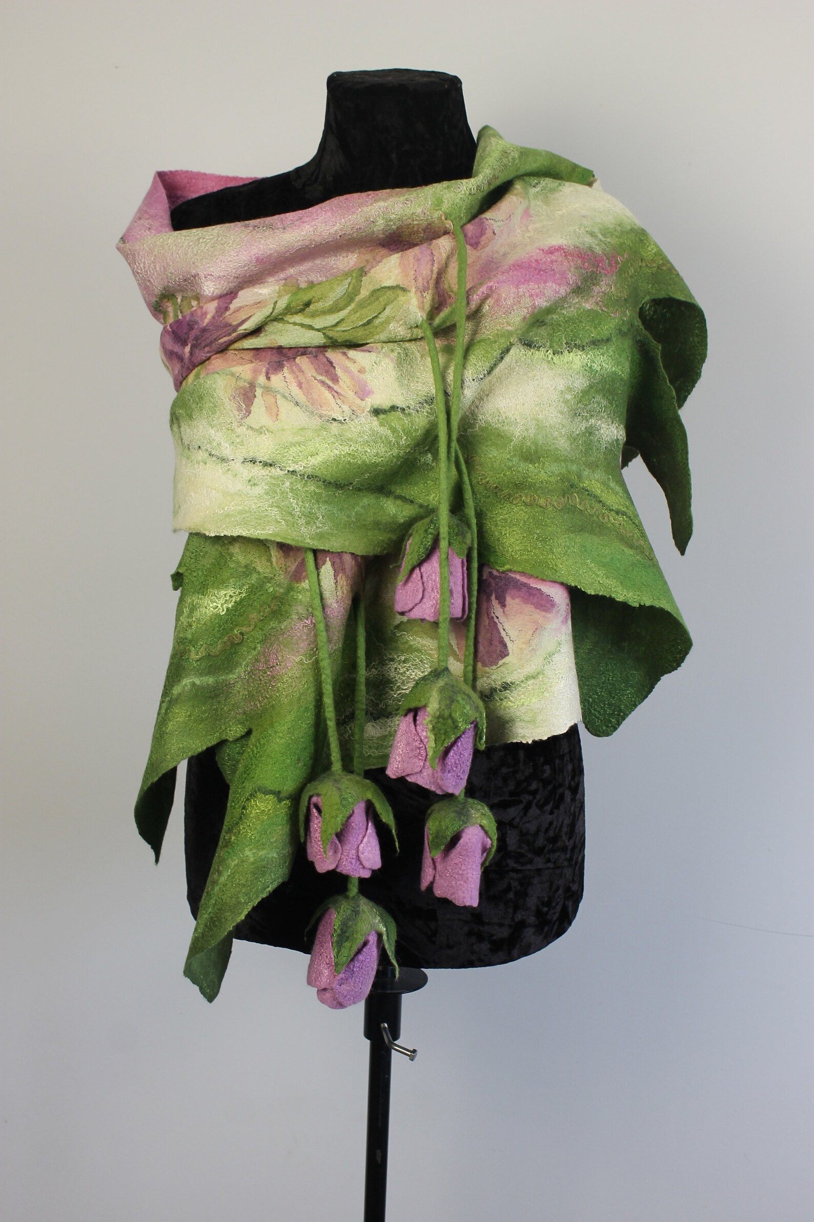 Nuno Felted Scarf With Flowers Roses Handmade Palatine With | Etsy