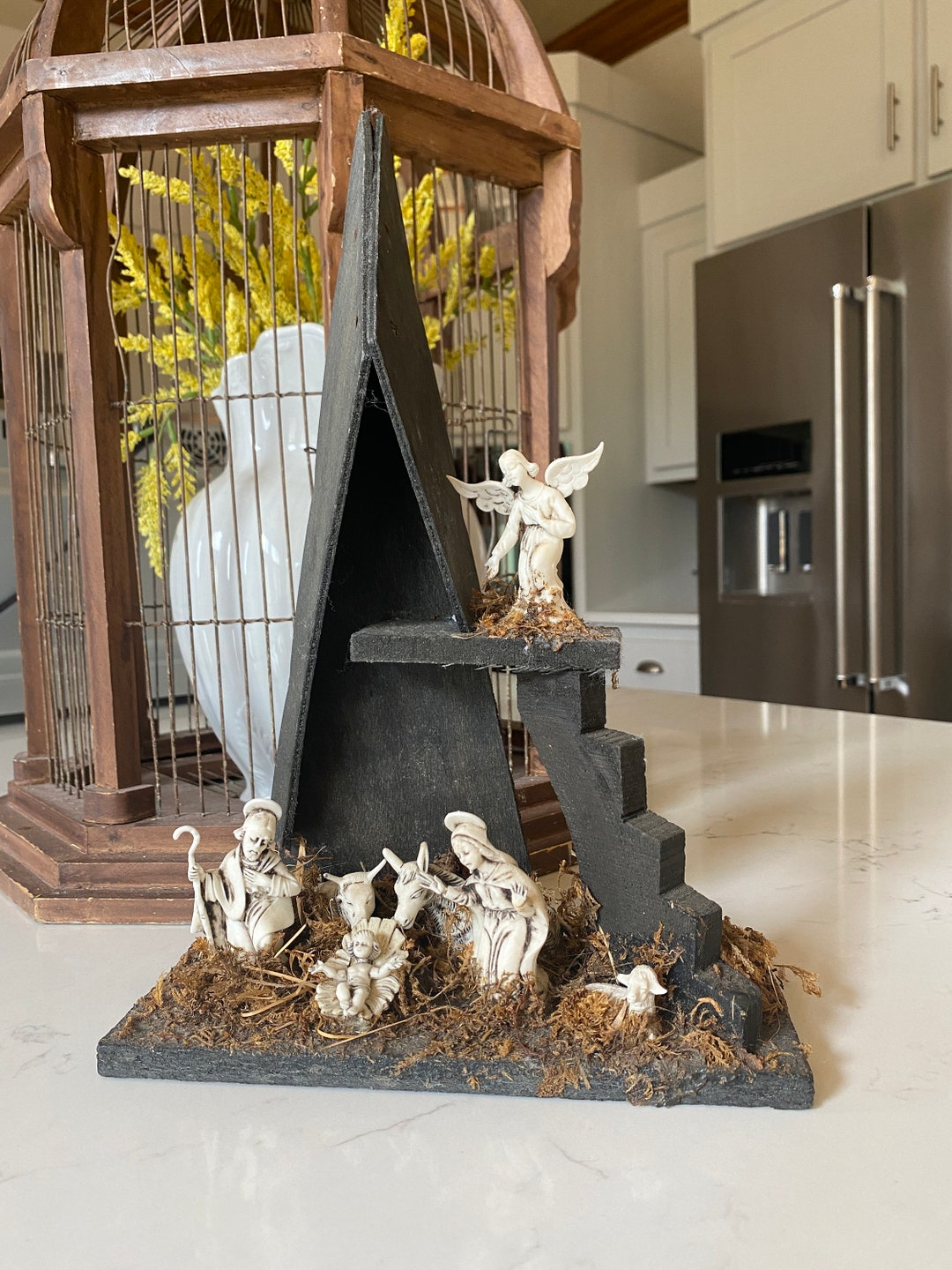 Vintage Italy Presepio Nativity Set, Manger and Figurines, Christmas ...