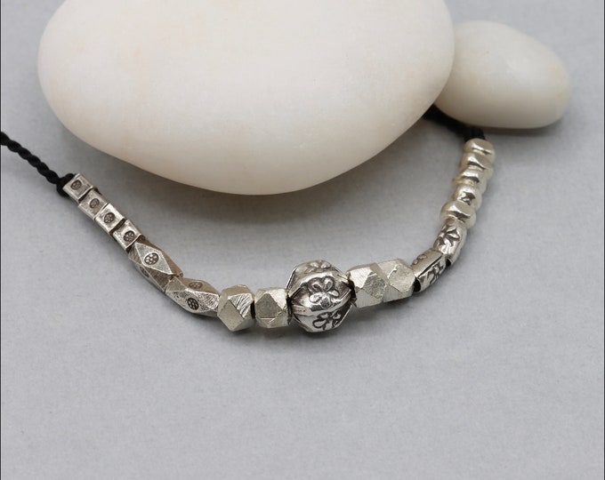 HTS22 ~ Hill Tribe Silver Bead Sampler ~ Package of 18 - Etsy
