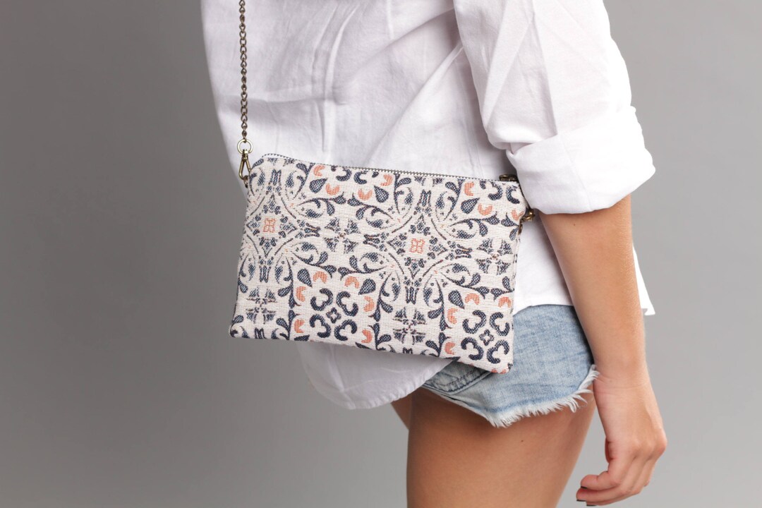 BOHO SHOULDER BAG – Handmade Aztec Print Purse With Gold Chain Handle ...