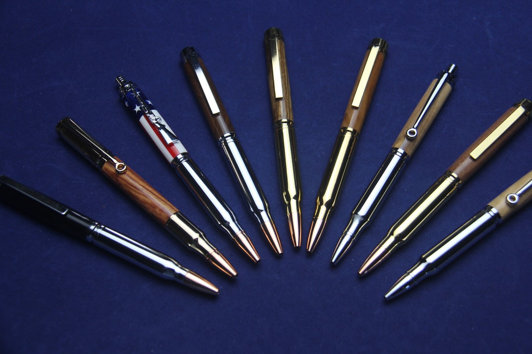 Bolígrafos estilo bala calibre 30 en una variedad de acabados y ...
