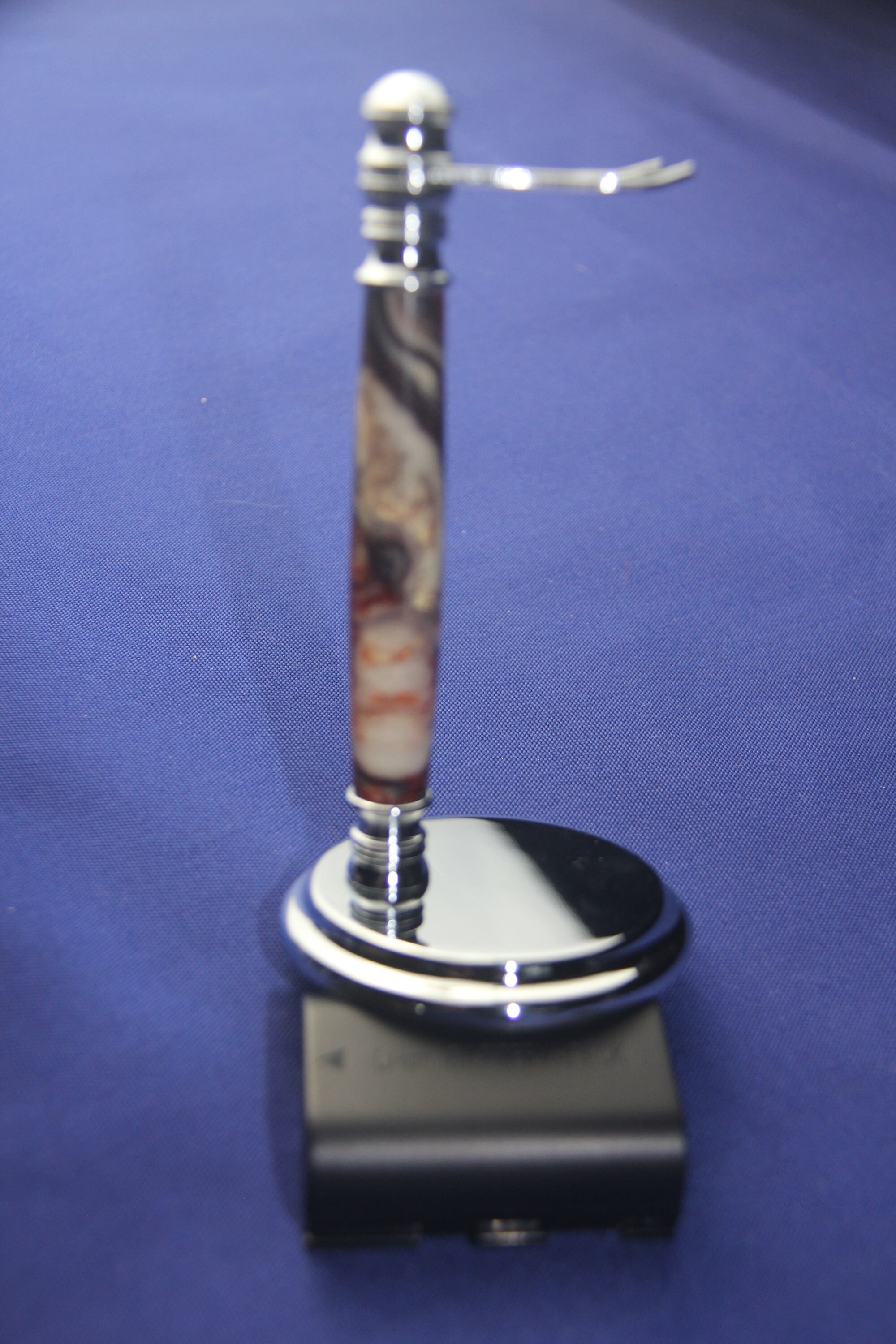 Deluxe Chrome Razor Stand in Earth Core Acrylic With Choice of - Etsy