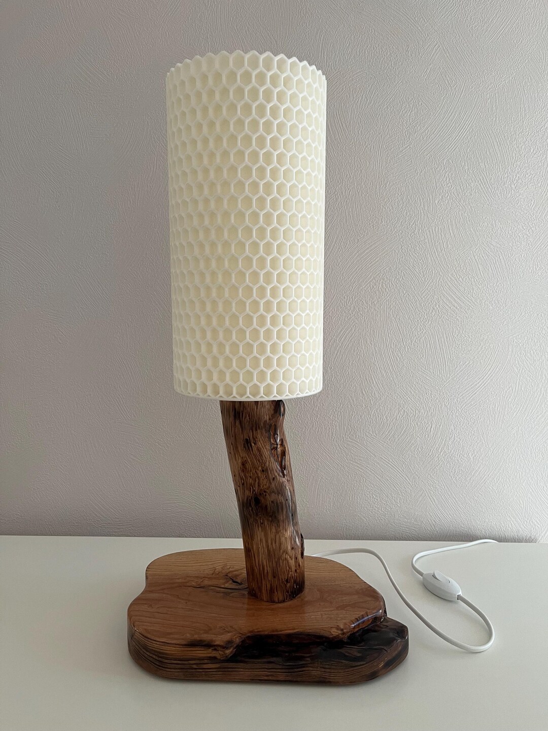 Stunning 3D Printed Lamp Blending Modern Innovation With a Natural ...