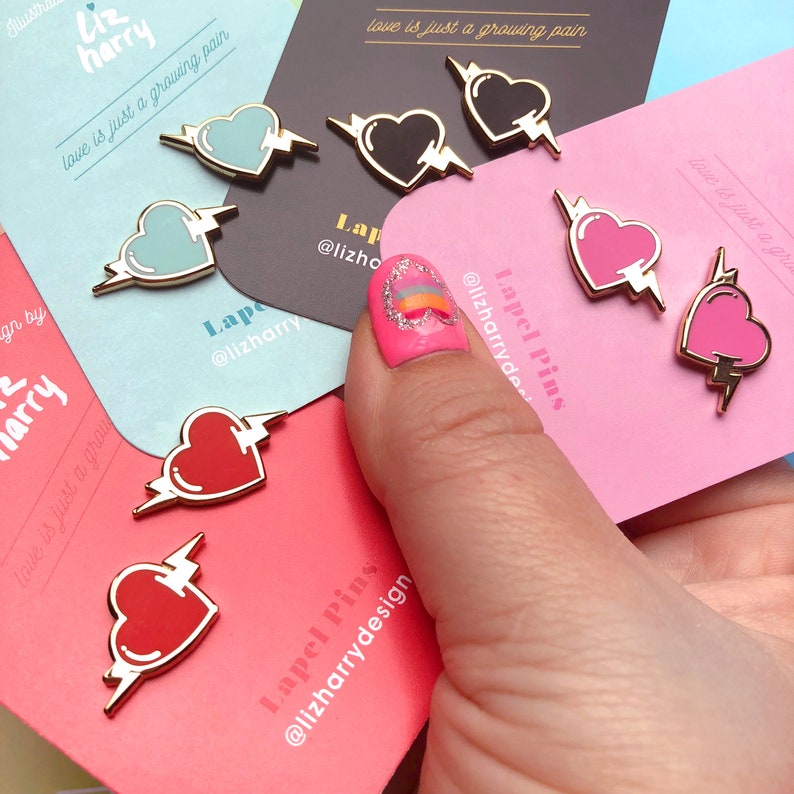 Buy Heart Lapel Pin Set Electric Heart Pins Lapel Pins Online in India ...