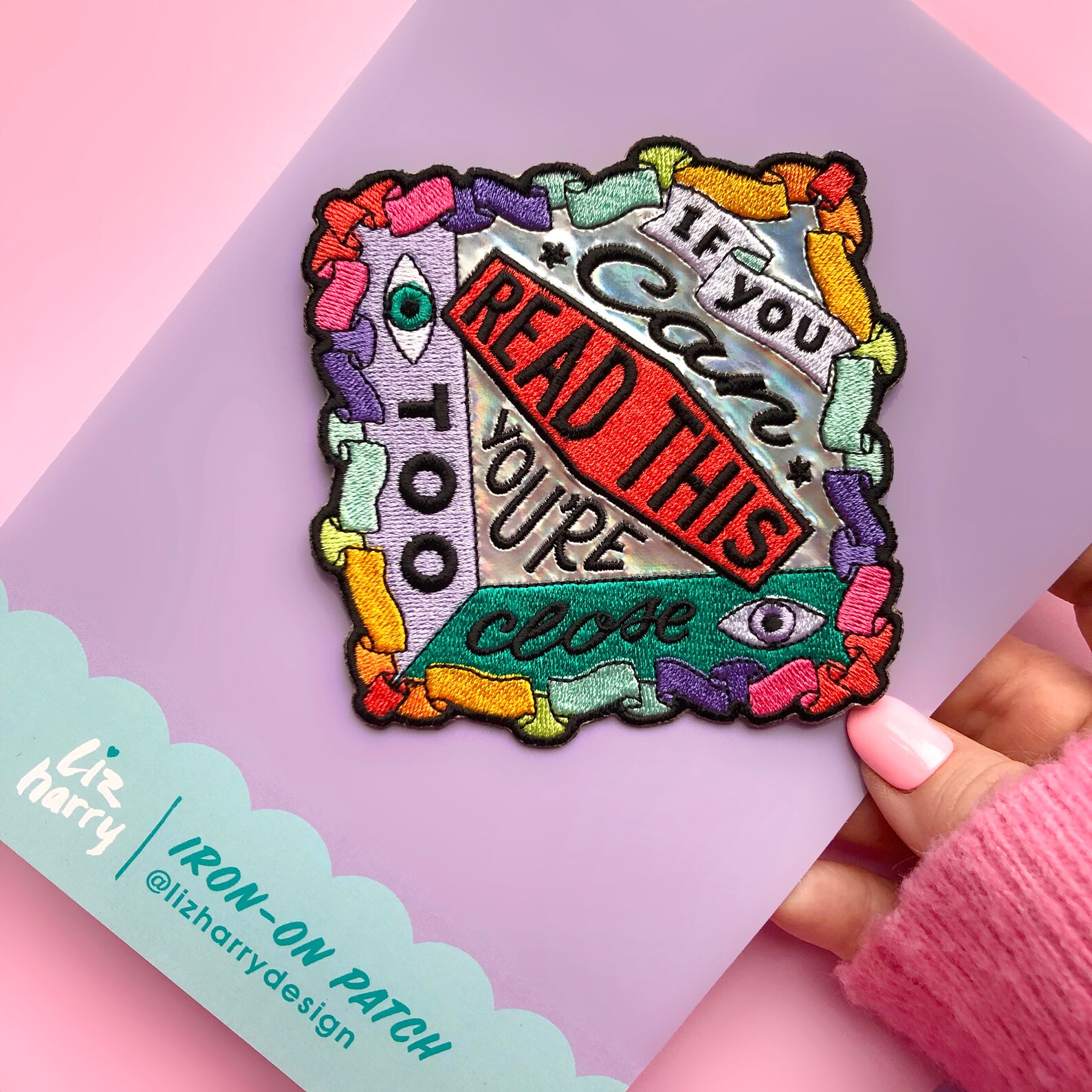 Si puedes leer esto estás demasiado cerca parche holográfico - Etsy España Si puedes leer esto estás demasiado cerca parche holográfico - Etsy España