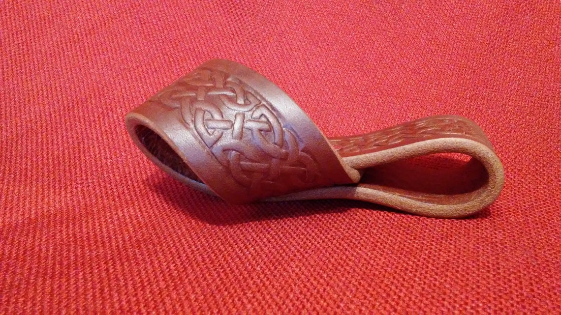 1.5 Wide Brown Leather Tomahawk Frog Hanger Hatchet Axe - Etsy