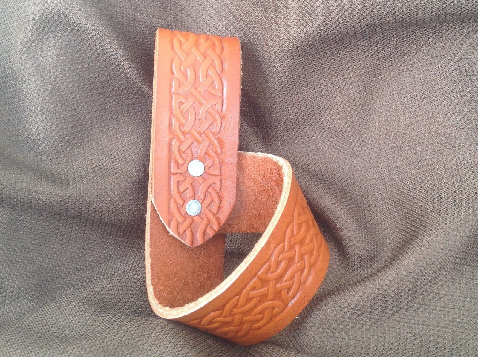 1.5 Wide Chestnut Leather Tomahawk Frog Hanger Hatchet | Etsy