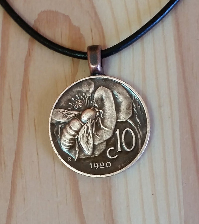 Honey bee on flower coin pendant Italy 10 centesimi coin | Etsy