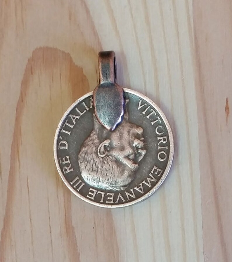 Honey bee on flower coin pendant Italy 10 centesimi coin | Etsy