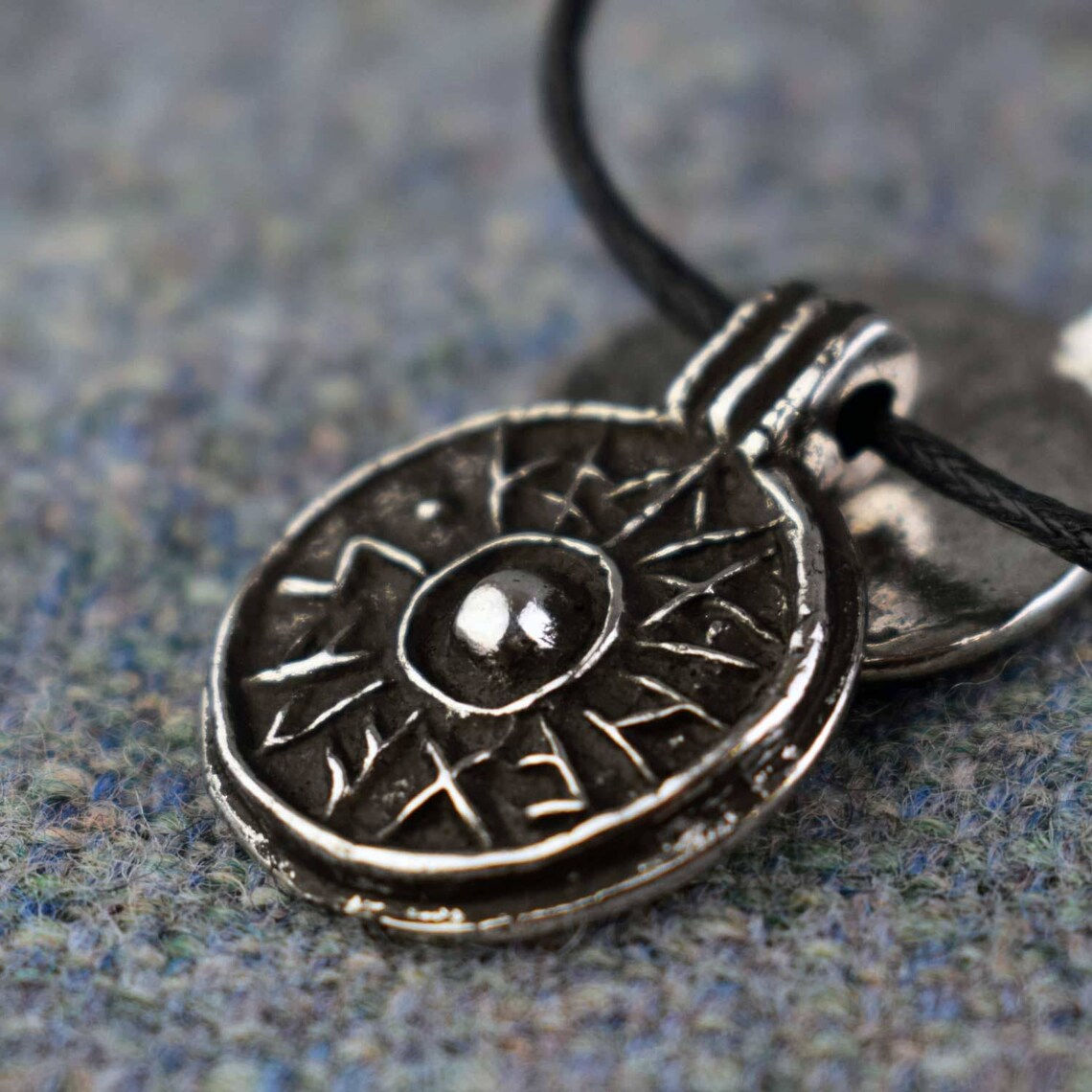 Viking Pagan Norse Replica Runic Good Luck Shield Pendant AV006 - Etsy UK