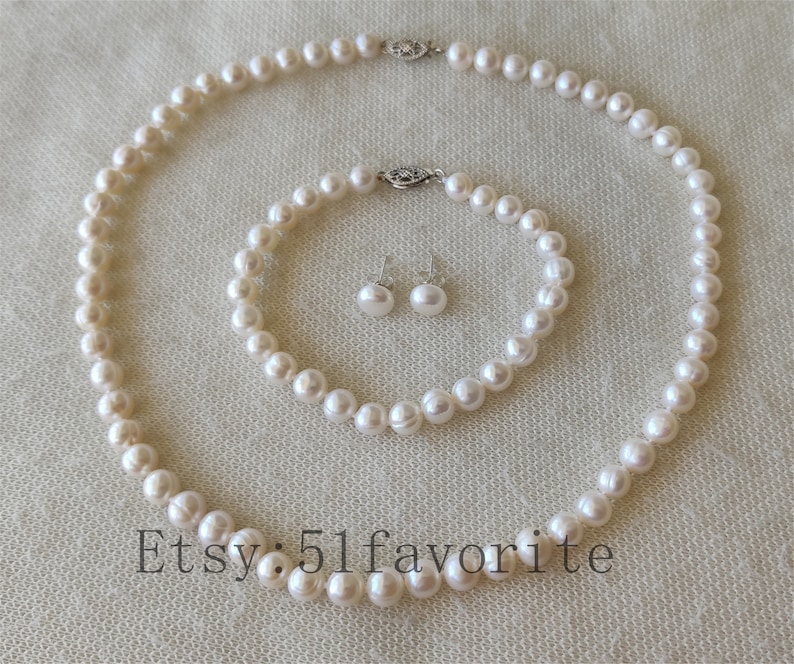 White Freshwater Pearl Jewelry Set: AA Grade Necklace, Bracelet ...