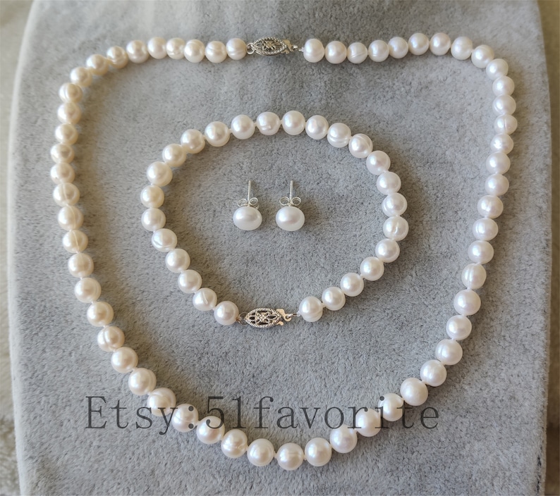 White Freshwater Pearl Jewelry Set: AA Grade Necklace, Bracelet ...