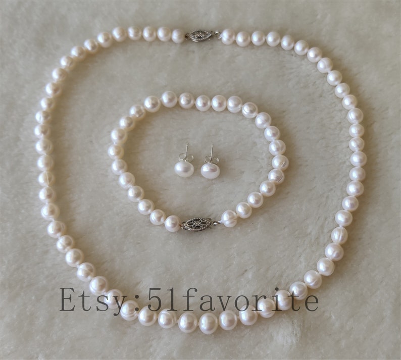 White Freshwater Pearl Jewelry Set: AA Grade Necklace, Bracelet ...