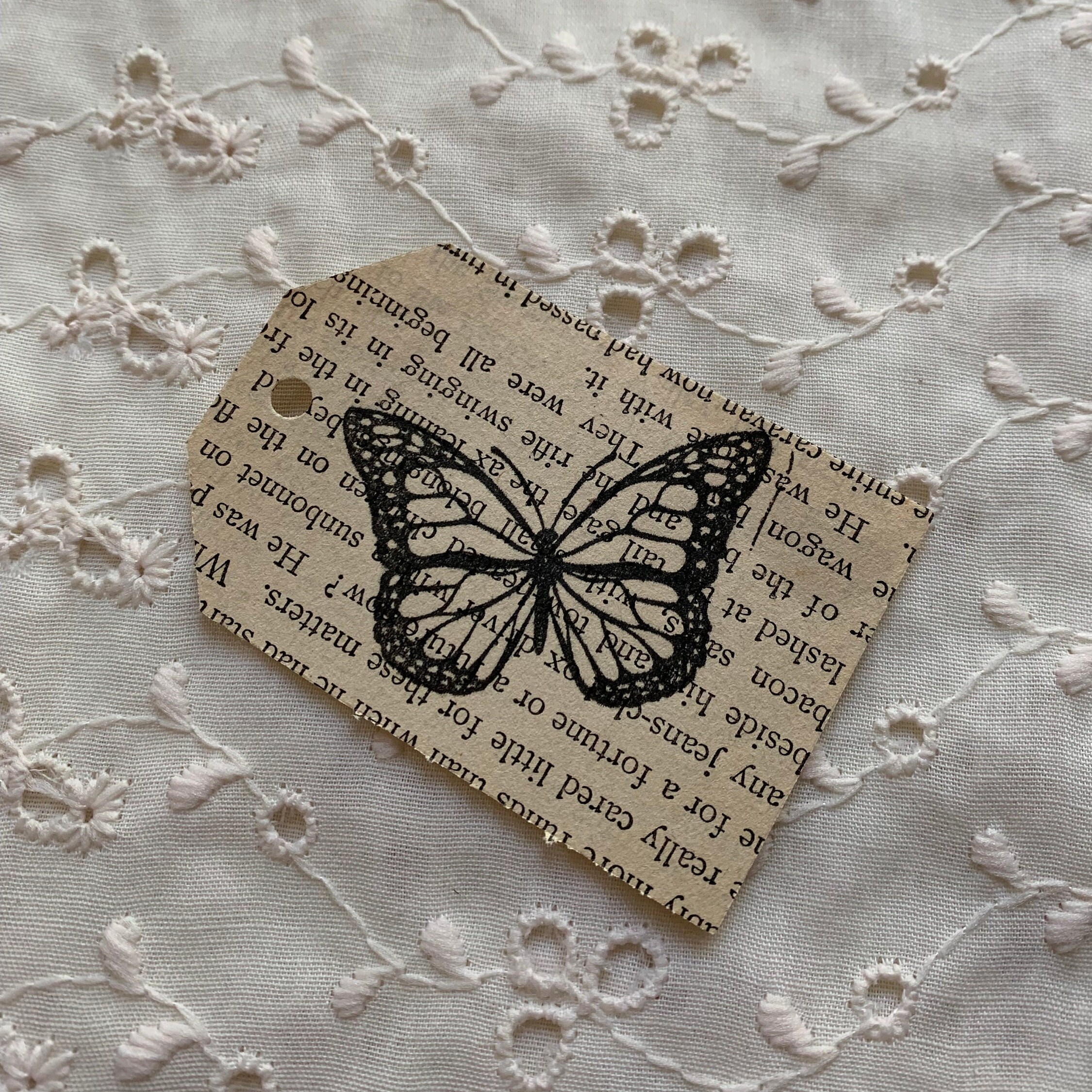 Antique Book Paper Gift Tags Set of 50 3 X 2 Inches Die Cut Tags Paper ...