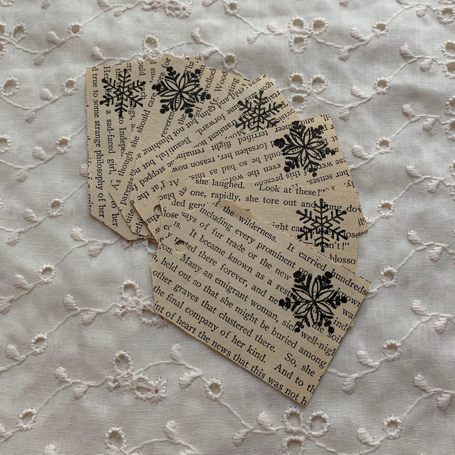 Antique Book Paper Gift Tags Set of 50 3 X 2 Inches Die Cut Tags Paper ...