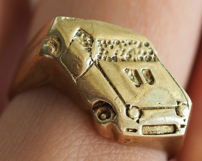 Very Cool Vintage 14K Yellow Gold Car Signet Ring - Etsy