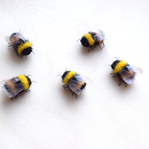 Photography Prop Realistic Bumblebee Felted Bee Product Photo Prop ...