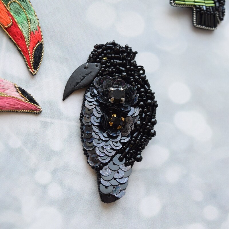 Raven Brooch - Etsy