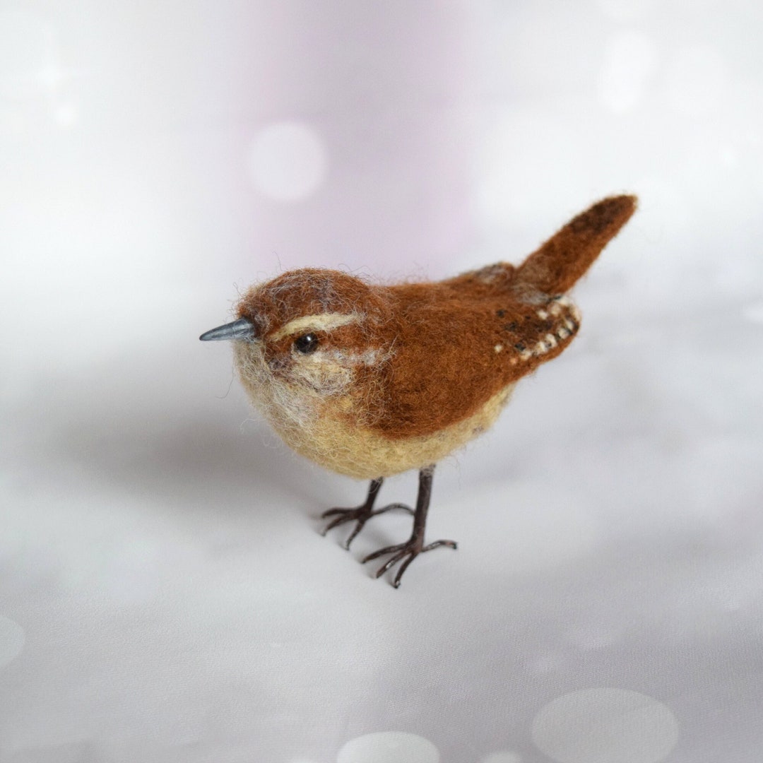Needle Felted Carolina Wren Sculpture, Wool Bird Ornament - Etsy