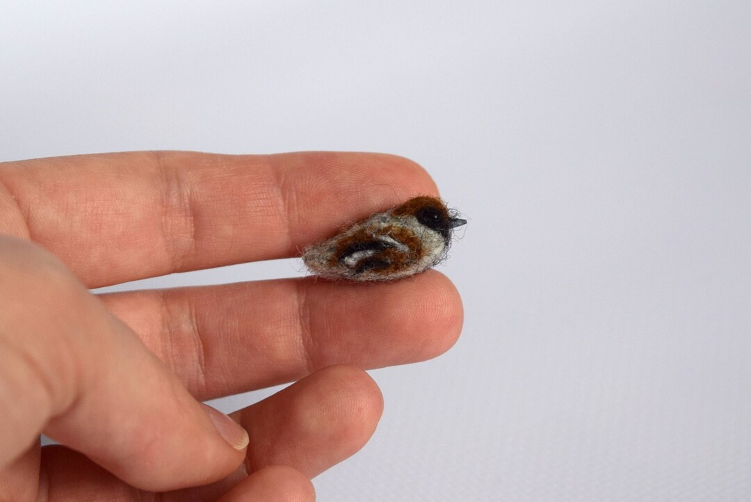 Miniature Sparrow Dollhouse Bird Micro Bird Figurine Sparrow Ornament ...