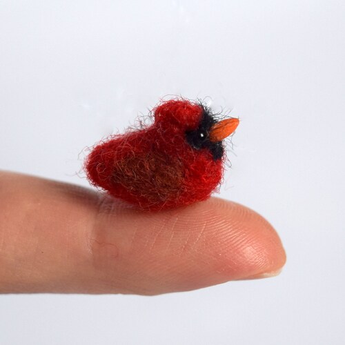 Tiny RED CARDINAL BIRDS Ornament Dollhouse Miniatures Needle - Etsy