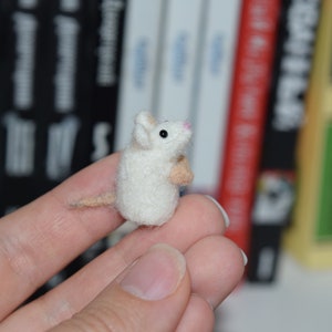 White Mouse Miniature Dollhouse Micro Mice Figurine Mouse Ornament Tiny ...