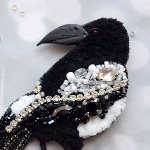 Magpie Beaded Brooch Black White Bird Pin Bright Brooch Bird Sequins ...