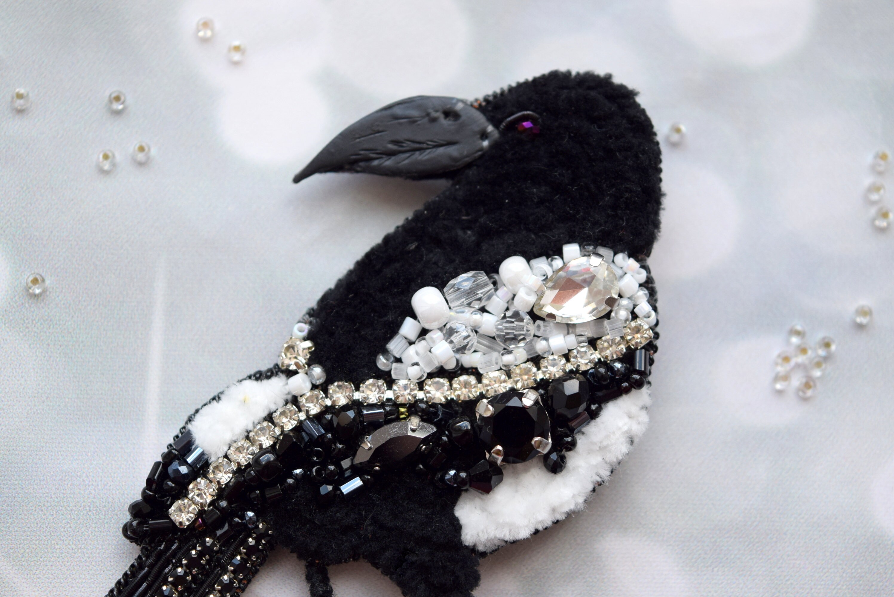 Magpie Beaded Brooch, Black & White Bird Pin, Sequins Embroidery - Etsy