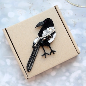 Magpie Beaded Brooch Black White Bird Pin Bright Brooch Bird Sequins ...