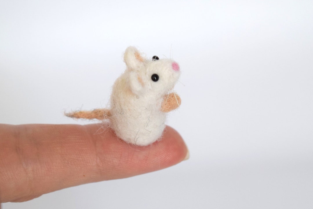 White Mouse Miniature Dollhouse Micro Mice Figurine Mouse Ornament Tiny ...