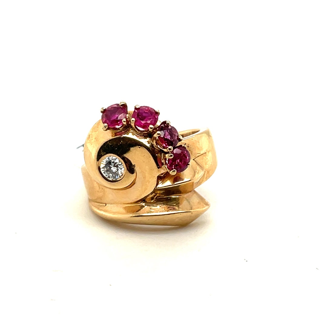 14K Yellow Gold Diamond and Ruby Wave Bezel Ring - Etsy