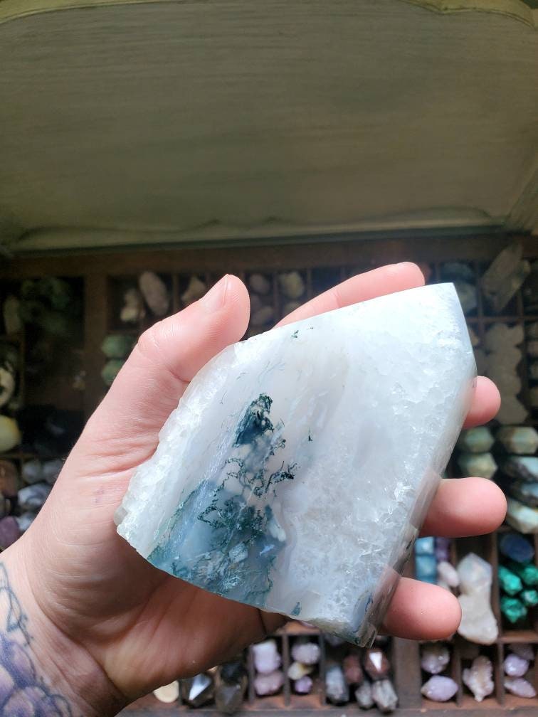 Polished Agate Quartz Crystal