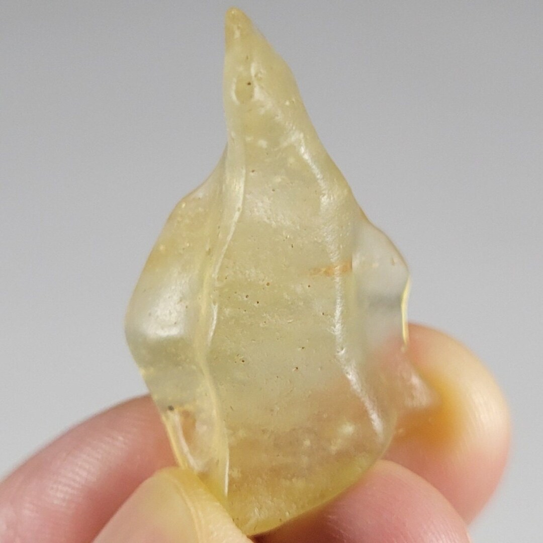 1.25 Libyan Desert Glass Flame From Egypt 5.77g - Etsy