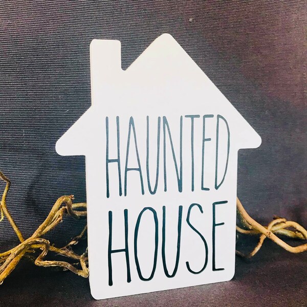 Haunted House Sign - Etsy UK