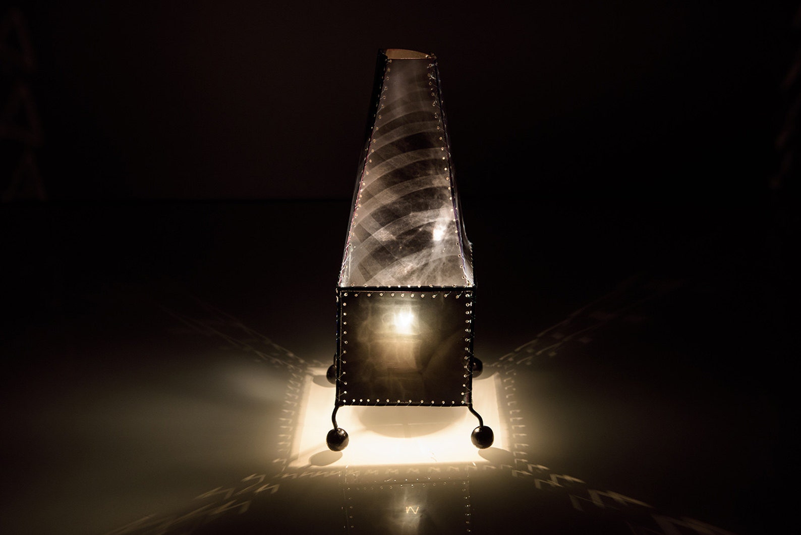 Table Lamp Spine Radiography Original Gif Doctor Radiolgrapher ...