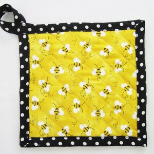 Set of Two Yellow, Black and White Bumblebees Bordered With Black and ...
