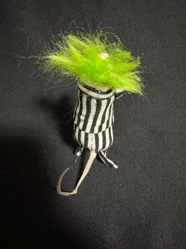 Taxidermied Beetlejuice Mouse - Etsy