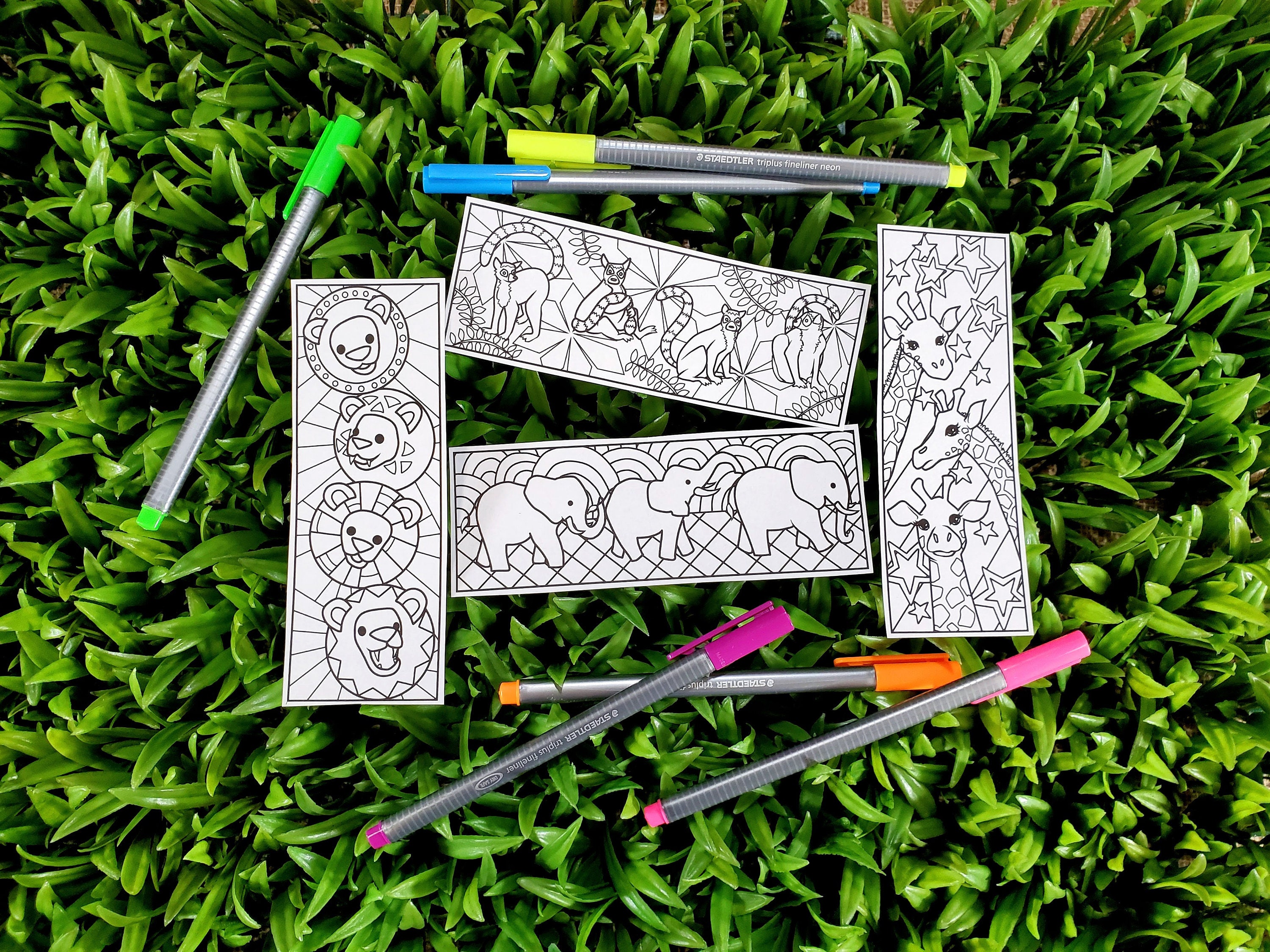 Safari Coloring Bookmarks PRINTABLE, Cute Stocking Stuffers for Kids ...