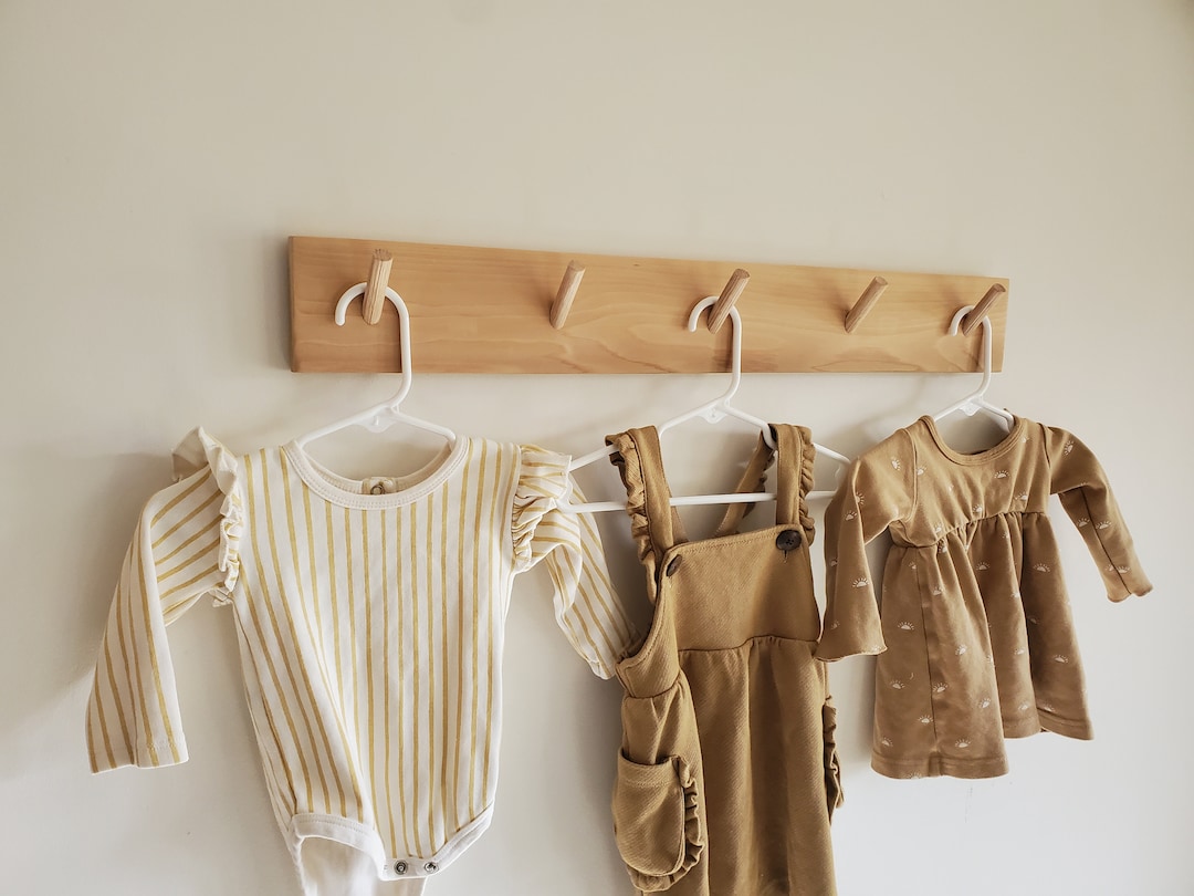 18" - 72" Nursery Angled Peg Rack Natural Cedar, Nursery Garment Rack ...