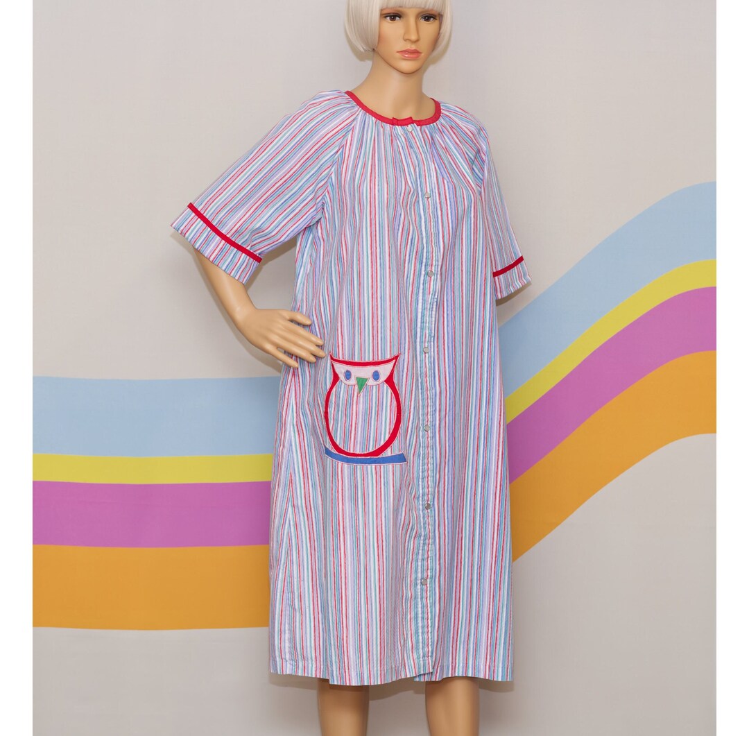Vintage 1970s Striped Housecoat With an Owl | Medium | 9 - Etsy