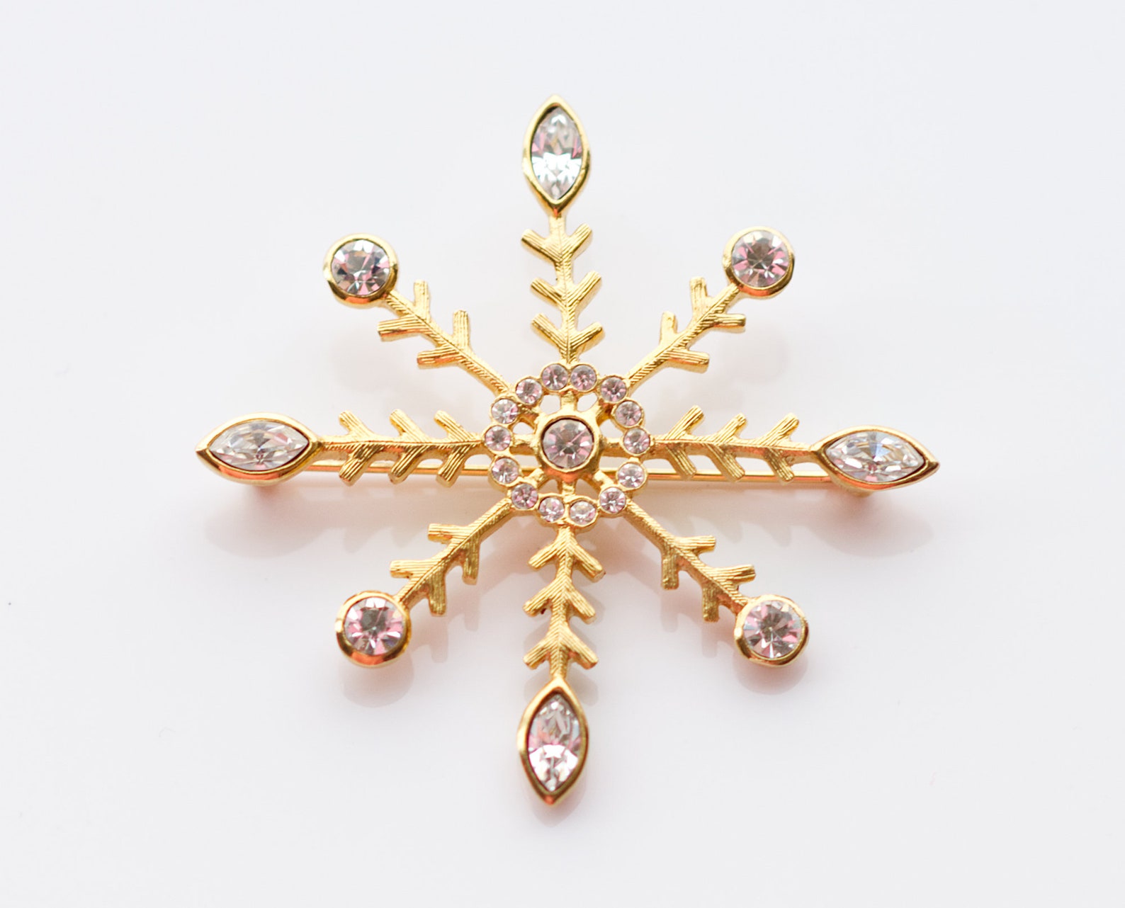 Vintage Snowflake Brooch by Napier - Etsy